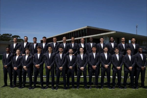 葡萄牙国家队历史最佳阵容_2024欧洲杯前景如何-第1张图片-山城妙识 葡萄牙国家队历史最佳阵容_2024欧洲杯前景如何-第1张图片-山城妙识