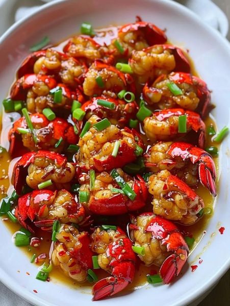 家常蒜蓉虾尾怎么做_蒜蓉虾尾焯水还是直接炒-第1张图片-山城妙识 家常蒜蓉虾尾怎么做_蒜蓉虾尾焯水还是直接炒-第1张图片-山城妙识