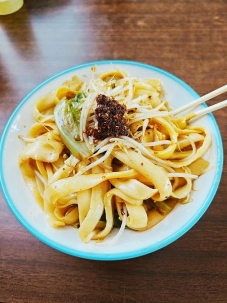 刀削面需要什么配菜_刀削面经典配菜推荐-第3张图片-山城妙识