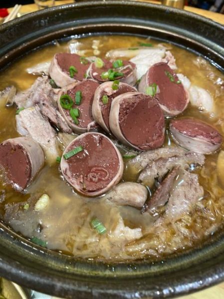 东北农村杀猪菜怎么做_正宗杀猪菜需要哪些食材-第2张图片-山城妙识 东北农村杀猪菜怎么做_正宗杀猪菜需要哪些食材-第2张图片-山城妙识