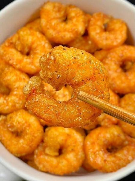 油炸虾仁怎么做酥脆_油炸虾仁用面粉还是淀粉-第3张图片-山城妙识