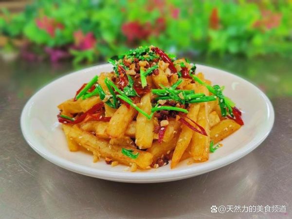 干煸土豆条怎么做才脆_干煸土豆条用焯水吗-第3张图片-山城妙识 干煸土豆条怎么做才脆_干煸土豆条用焯水吗-第3张图片-山城妙识