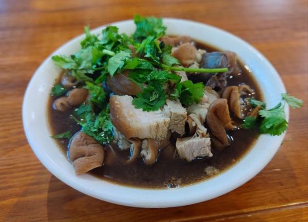 正宗卤煮的做法_卤煮怎么做才入味-第1张图片-山城妙识 正宗卤煮的做法_卤煮怎么做才入味-第1张图片-山城妙识