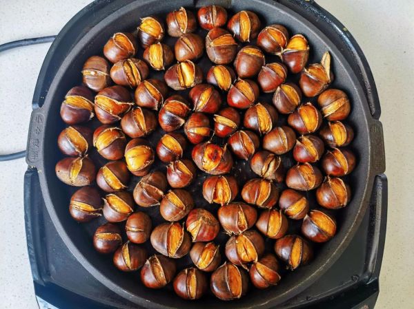 栗子怎么做好吃_电饼铛版糖烤栗子做法-第1张图片-山城妙识 栗子怎么做好吃_电饼铛版糖烤栗子做法-第1张图片-山城妙识