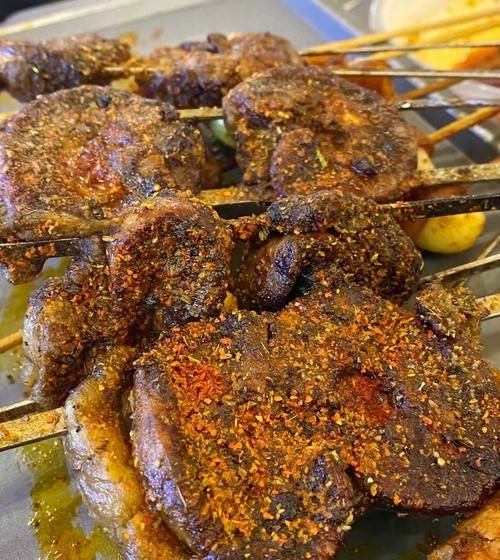 烤腰子是哪个部位_烤腰子到底是哪块肉-第1张图片-山城妙识