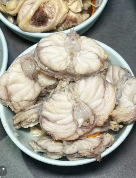安康鱼肝炖豆腐怎么做_安康鱼肝炖豆腐窍门-第2张图片-山城妙识 安康鱼肝炖豆腐怎么做_安康鱼肝炖豆腐窍门-第2张图片-山城妙识
