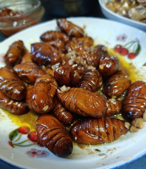 绿蚕蛹怎么做好吃_绿蚕蛹的做法大全-第2张图片-山城妙识 绿蚕蛹怎么做好吃_绿蚕蛹的做法大全-第2张图片-山城妙识