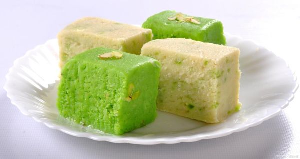 绿豆糕的功效与作用禁忌_孕妇能吃吗-第2张图片-山城妙识 绿豆糕的功效与作用禁忌_孕妇能吃吗-第2张图片-山城妙识