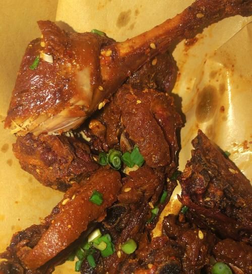 油炸鸭子怎么做_油炸鸭子需要焯水吗-第1张图片-山城妙识 油炸鸭子怎么做_油炸鸭子需要焯水吗-第1张图片-山城妙识