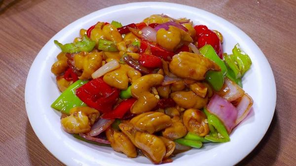 溜肥肠是哪个地方的菜_溜肥肠属于什么菜系-第1张图片-山城妙识