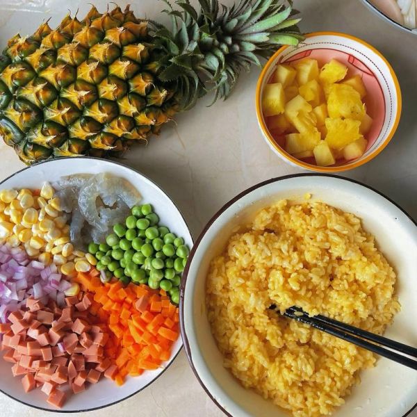 菠萝蒸饭怎么做好吃_菠萝蒸饭的做法窍门-第1张图片-山城妙识 菠萝蒸饭怎么做好吃_菠萝蒸饭的做法窍门-第1张图片-山城妙识