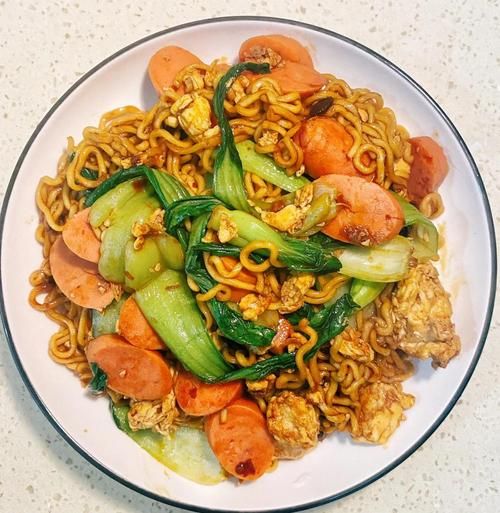 炒方便面最简单的做法_炒方便面需要几分钟-第1张图片-山城妙识 炒方便面最简单的做法_炒方便面需要几分钟-第1张图片-山城妙识