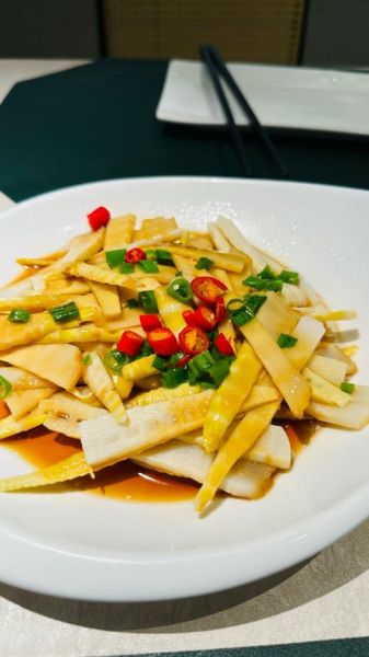 春笋图片大全大图_春笋怎么做好吃-第1张图片-山城妙识