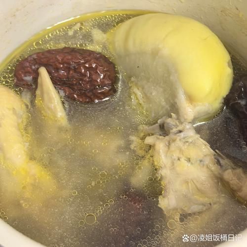 榴莲煲鸡适合什么人群_孕妇能吃吗-第1张图片-山城妙识