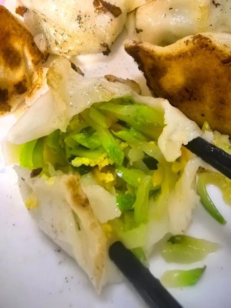 西葫芦鸡蛋饺子馅怎么做_西葫芦鸡蛋饺子馅出水怎么办-第3张图片-山城妙识