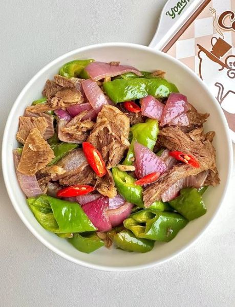 肘子肉炒什么好吃_怎么炒才香-第1张图片-山城妙识