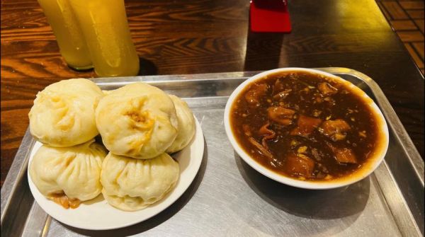 炒肝和卤煮的区别_哪个更好吃-第1张图片-山城妙识