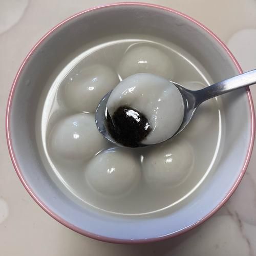 汤圆图片大全可爱_如何拍出软糯萌感-第2张图片-山城妙识