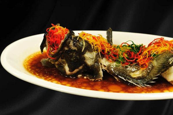 清蒸石斑鱼怎么蒸才鲜嫩_石斑鱼蒸多久最佳-第3张图片-山城妙识 清蒸石斑鱼怎么蒸才鲜嫩_石斑鱼蒸多久最佳-第3张图片-山城妙识