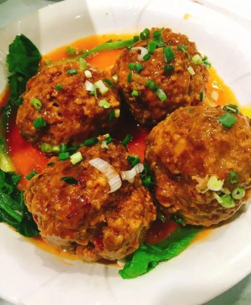 四喜丸子怎么做_家常做法步骤详解-第1张图片-山城妙识 四喜丸子怎么做_家常做法步骤详解-第1张图片-山城妙识