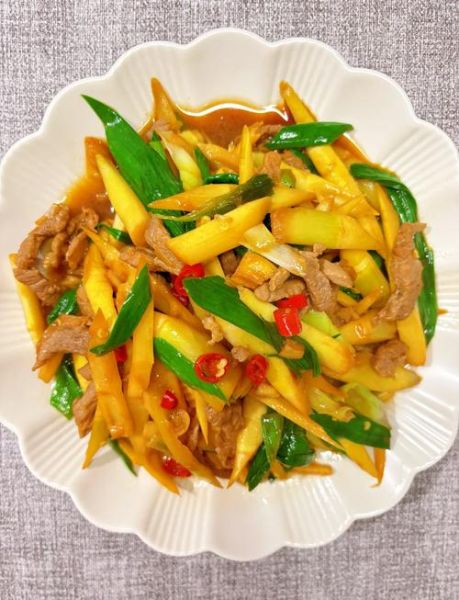笋丝炒肉丝怎么炒才嫩_笋丝炒肉丝用焯水吗-第3张图片-山城妙识 笋丝炒肉丝怎么炒才嫩_笋丝炒肉丝用焯水吗-第3张图片-山城妙识