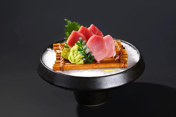 金枪鱼生吃安全吗_金枪鱼哪个部位最好吃-第3张图片-山城妙识