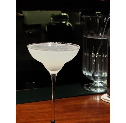 玛格丽特鸡尾酒怎么调_玛格丽特鸡尾酒图片拍摄技巧-第1张图片-山城妙识 玛格丽特鸡尾酒怎么调_玛格丽特鸡尾酒图片拍摄技巧-第1张图片-山城妙识