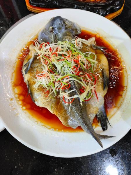 清蒸鱼怎么弄_清蒸鱼用什么鱼最好-第1张图片-山城妙识