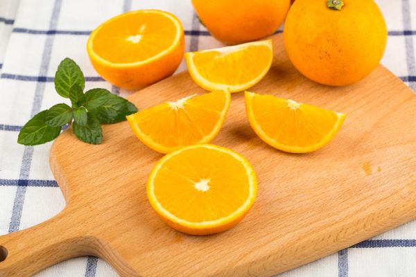 冰糖橙和脐橙有什么区别_哪个更甜更好吃-第2张图片-山城妙识