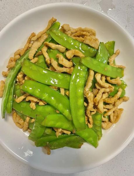 清炒荷兰豆粒怎么炒好吃_荷兰豆粒炒多久才脆-第1张图片-山城妙识