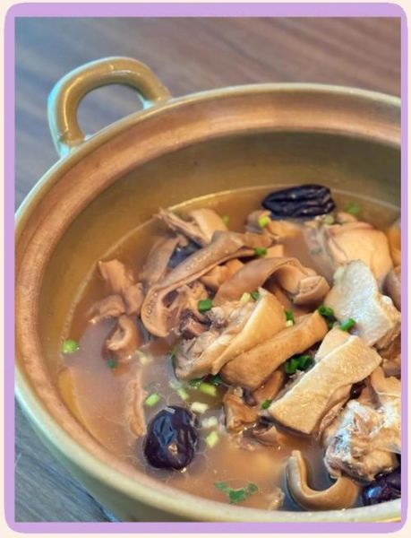 广东胡椒猪肚鸡怎么做_正宗胡椒猪肚鸡配方-第1张图片-山城妙识