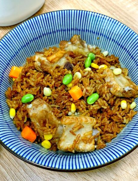 排骨饭怎么做好吃_排骨饭最简单的家常做法-第1张图片-山城妙识