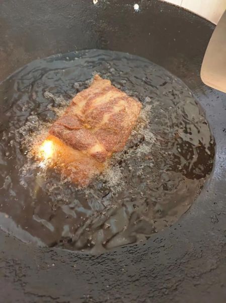 炸扣肉起泡怎么办_扣肉炸起泡的正确方法-第2张图片-山城妙识