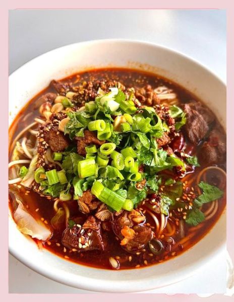 红烧羊肉面怎么做_红烧羊肉面用什么部位-第1张图片-山城妙识