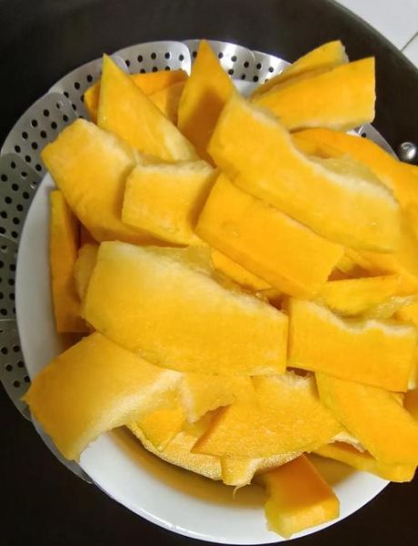 南瓜饼不用糯米粉怎么做_南瓜饼的家常做法步骤-第2张图片-山城妙识