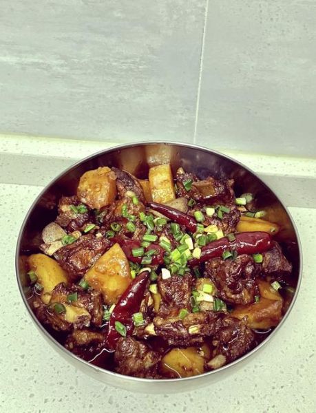 家常炒排骨怎么做_炒排骨用焯水吗-第2张图片-山城妙识 家常炒排骨怎么做_炒排骨用焯水吗-第2张图片-山城妙识