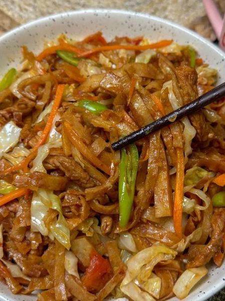 炒饼的家常做法大全_炒饼怎么做好吃又简单-第1张图片-山城妙识 炒饼的家常做法大全_炒饼怎么做好吃又简单-第1张图片-山城妙识