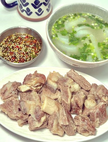 牛排怎么做才嫩_牛排骨的家常做法-第1张图片-山城妙识 牛排怎么做才嫩_牛排骨的家常做法-第1张图片-山城妙识