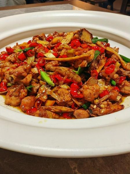 炒柴鸡的家常做法_柴鸡怎么炒才嫩-第2张图片-山城妙识 炒柴鸡的家常做法_柴鸡怎么炒才嫩-第2张图片-山城妙识