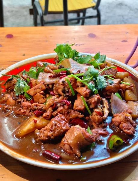 炒柴鸡的家常做法_柴鸡怎么炒才嫩-第1张图片-山城妙识 炒柴鸡的家常做法_柴鸡怎么炒才嫩-第1张图片-山城妙识