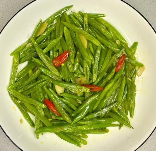 炒芸豆用不用焯水_芸豆焯水多久才安全-第1张图片-山城妙识 炒芸豆用不用焯水_芸豆焯水多久才安全-第1张图片-山城妙识