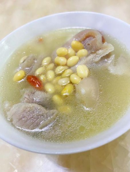 冬季煲什么汤最适宜_冬季养生汤推荐-第2张图片-山城妙识 冬季煲什么汤最适宜_冬季养生汤推荐-第2张图片-山城妙识