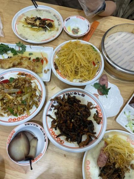 东北春饼的配菜有哪些_经典搭配推荐-第1张图片-山城妙识 东北春饼的配菜有哪些_经典搭配推荐-第1张图片-山城妙识