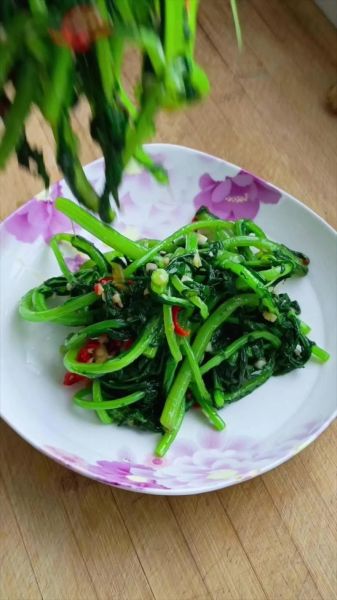 茼蒿菜怎么炒好吃_茼蒿菜最正宗做法-第3张图片-山城妙识 茼蒿菜怎么炒好吃_茼蒿菜最正宗做法-第3张图片-山城妙识