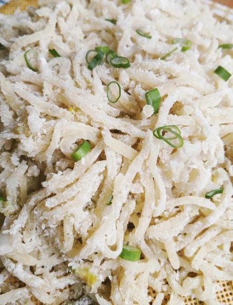 陕西洋芋擦擦怎么做_正宗做法窍门-第3张图片-山城妙识 陕西洋芋擦擦怎么做_正宗做法窍门-第3张图片-山城妙识