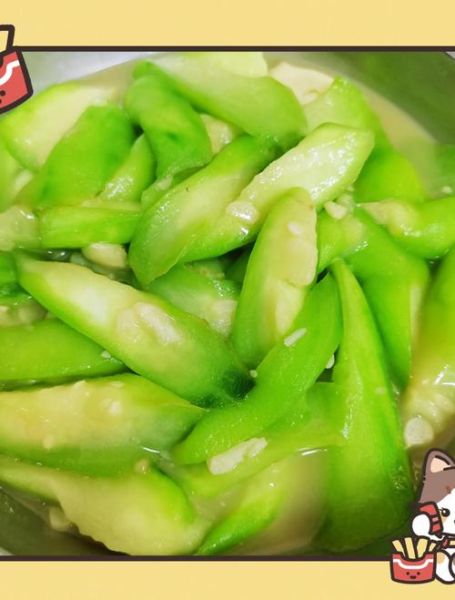 炒丝瓜怎么做才翠绿不出水_丝瓜炒多久才熟-第2张图片-山城妙识 炒丝瓜怎么做才翠绿不出水_丝瓜炒多久才熟-第2张图片-山城妙识
