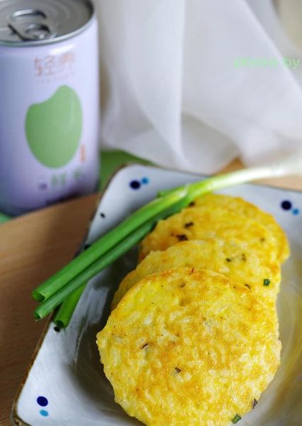 盛大米饭怎么做饼_剩米饭变煎饼的详细步骤-第3张图片-山城妙识