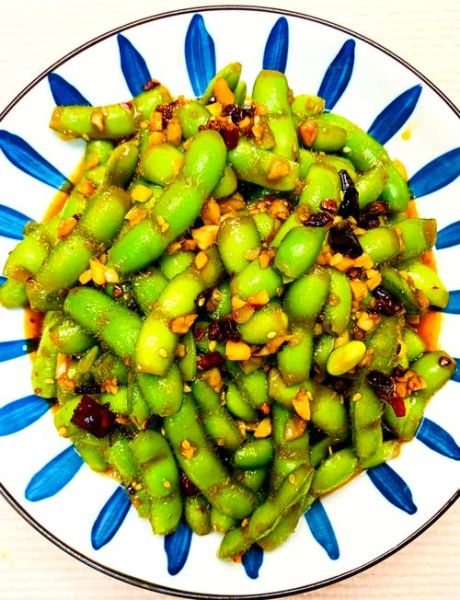 凉拌毛豆煮几分钟_毛豆焯水多久才翠绿-第1张图片-山城妙识 凉拌毛豆煮几分钟_毛豆焯水多久才翠绿-第1张图片-山城妙识