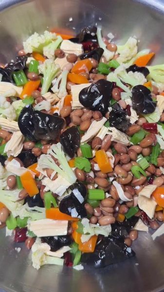 家常什锦菜怎么做_什锦菜需要焯水吗-第2张图片-山城妙识 家常什锦菜怎么做_什锦菜需要焯水吗-第2张图片-山城妙识