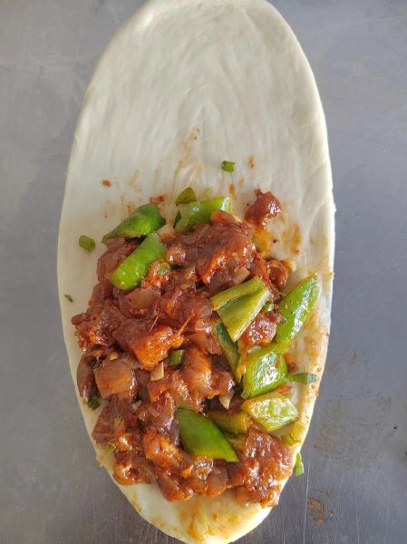 照烧鸡腿馅饼怎么做_照烧鸡腿馅饼热量高吗-第1张图片-山城妙识 照烧鸡腿馅饼怎么做_照烧鸡腿馅饼热量高吗-第1张图片-山城妙识